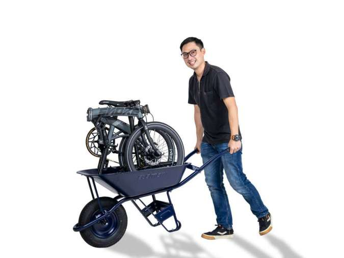 PT Roda Maju Bahagia - Trend sepeda mulai surut, Element Bike enggan ...
